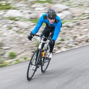 Bioracer - Innovative custom cycle clothing